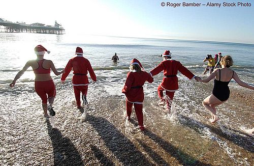 Die Tradition der „Festive Swims“
